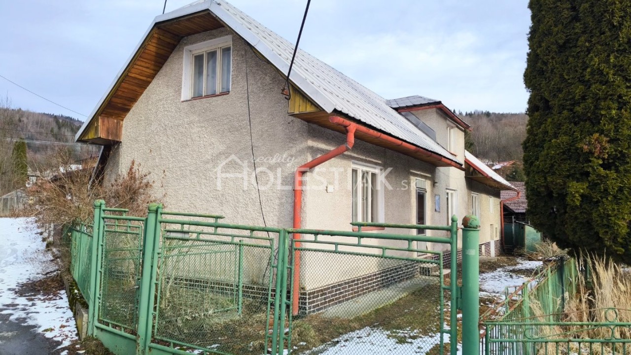 Nehnuteľnosť | holestiak.sk/nehnutelnost/331/predam-rodinny-dom-zborov ... Nehnuteľnosť | holestiak.sk/nehnutelnost/331/predam-rodinny-dom-zborov ...