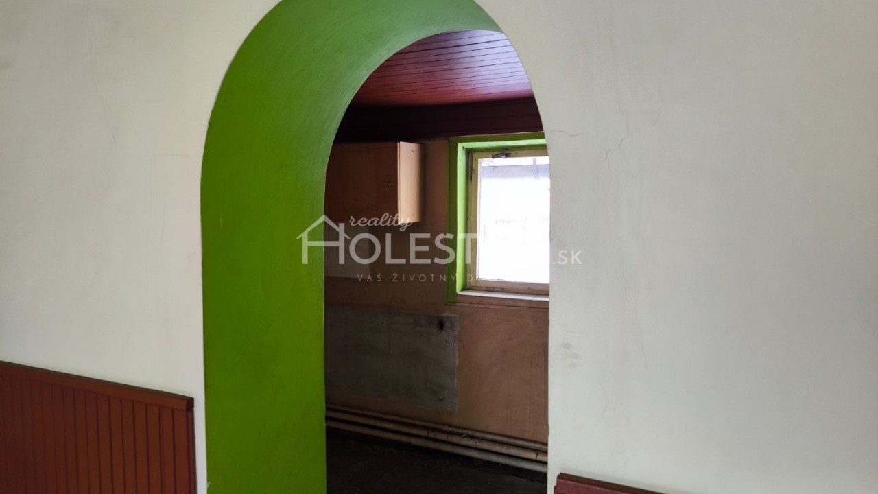 Nehnuteľnosť | holestiak.sk/nehnutelnost/331/predam-rodinny-dom-zborov ... Nehnuteľnosť | holestiak.sk/nehnutelnost/331/predam-rodinny-dom-zborov ...